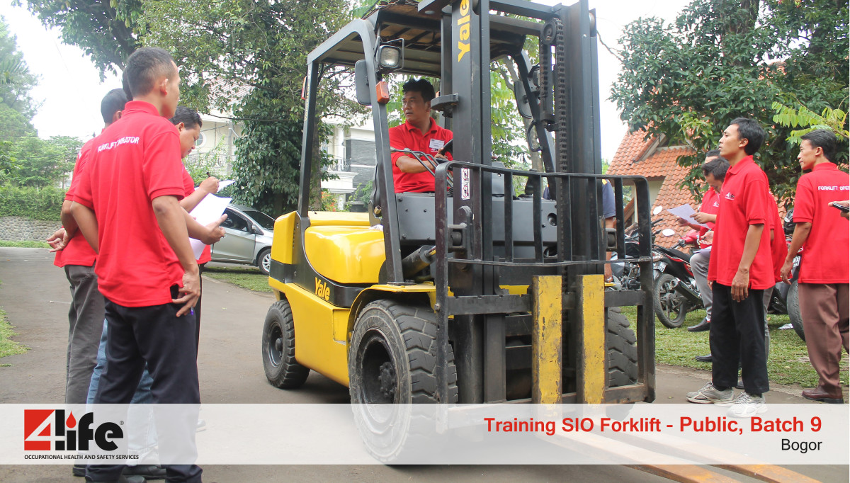 Pelatihan Forklift | SIO Forklift Training Indonesia | Perusahaan ...
